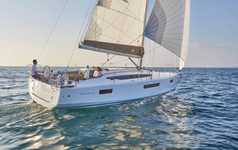 Orla: Sun Odyssey 410 - Bareboat Yacht - BVI Yacht Charters